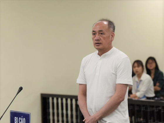 Đề nghị 9-10 năm tù với cựu công an lừa “chạy án” cho Giám đốc Bệnh viện Thủ Đức